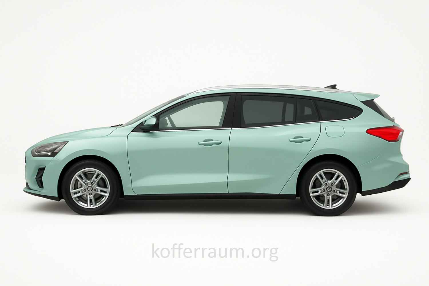 Ford Focus Turnier vs Kia Stonic - Kofferraum